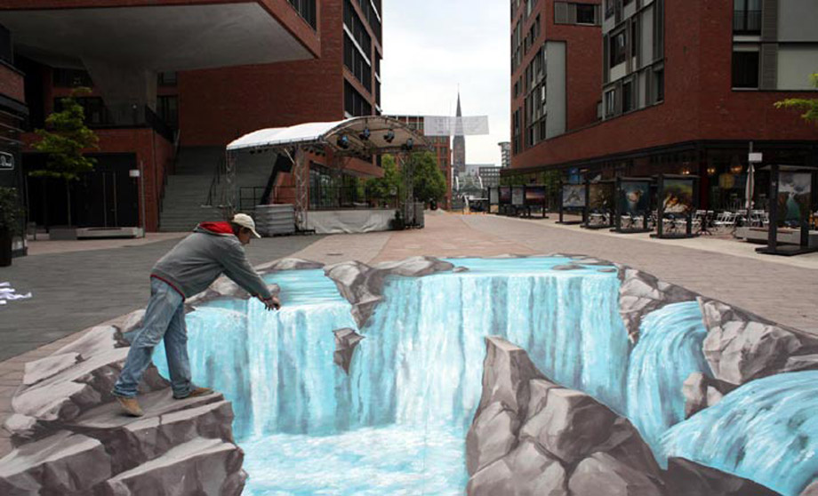 Interaktive 3-D Strassenmalerei - Artweek Hamburg - Manfred Stader